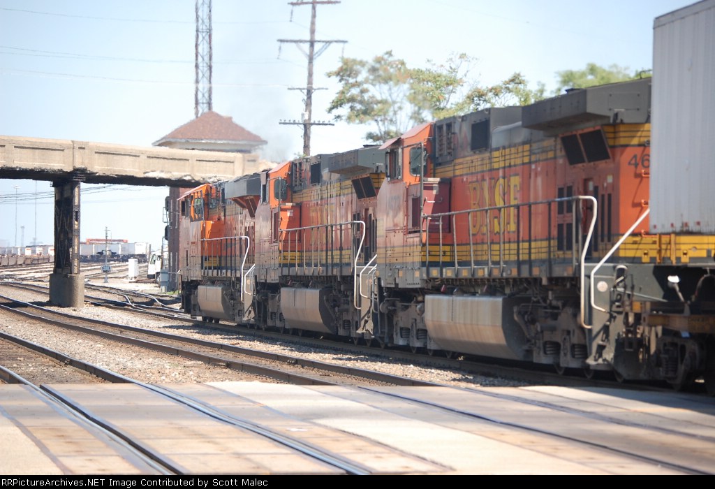 BNSF 7572, 5414 & 4678
